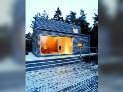 Downtown by Roderick Vos - Decor Report